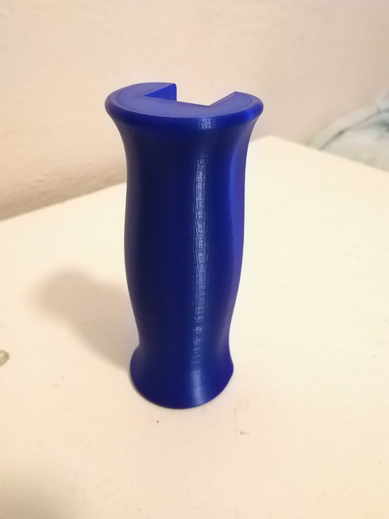 Carry handle for Creality Ender3, CR10, etc by Tomaskom | Download free ...