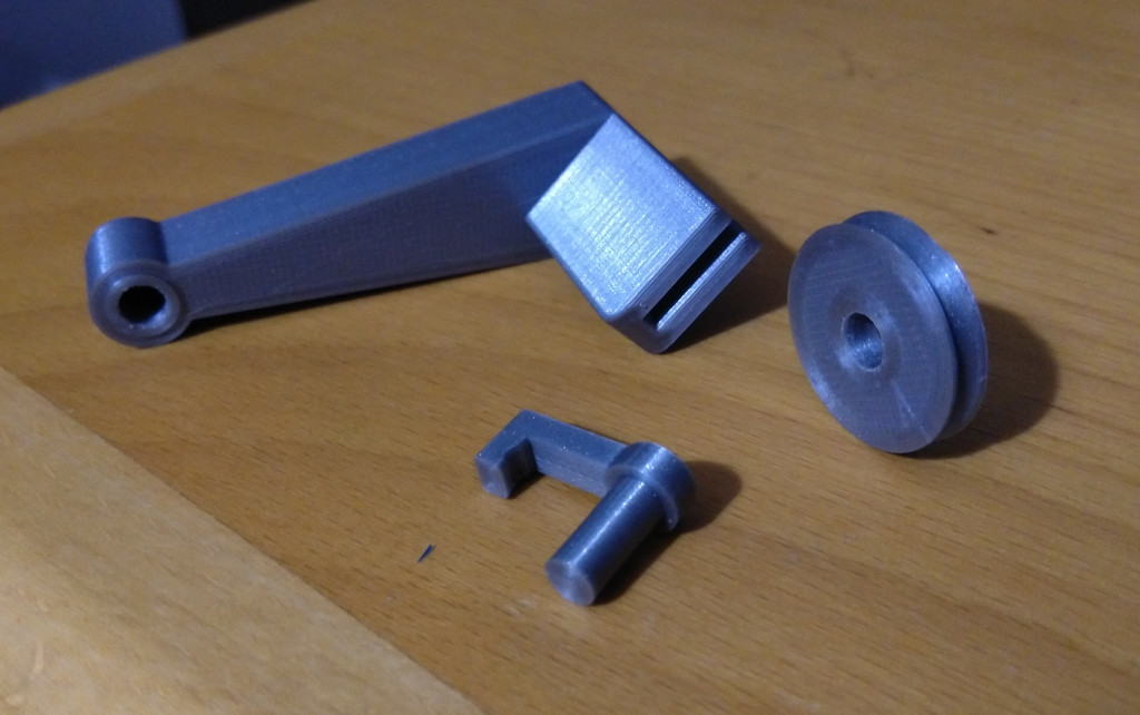 Extruder filament guide with roller - Ender 3 by Tomaskom | Download ...
