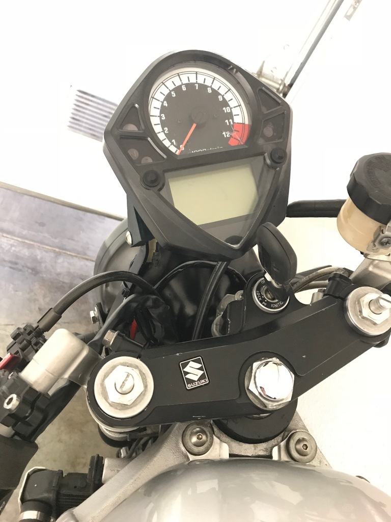 Suzuki SV650/1000 speedo/tach mount for naked conversion by nzalog ...
