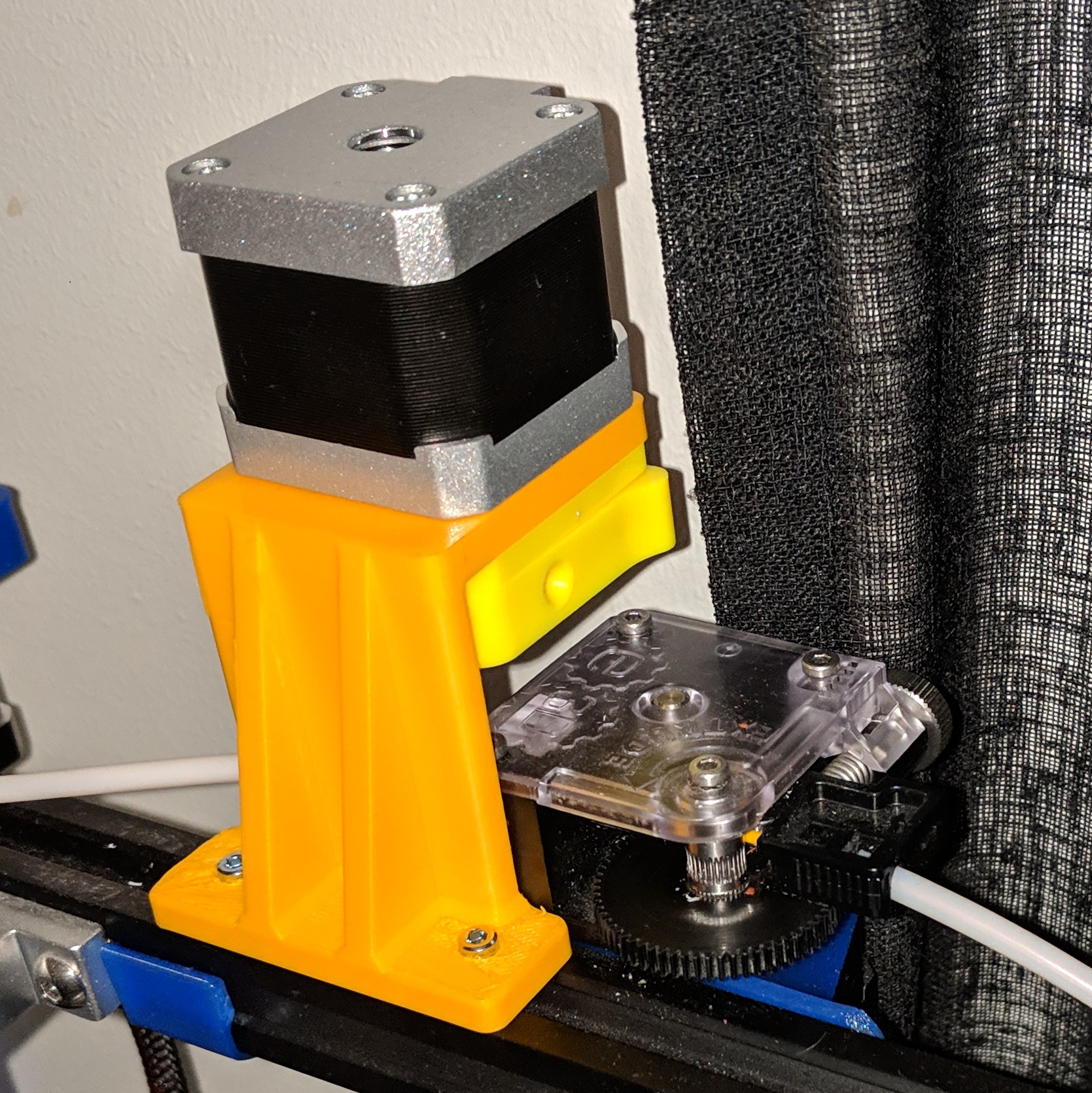 2020 Extruder offset mount by chaoz | Download free STL model ...