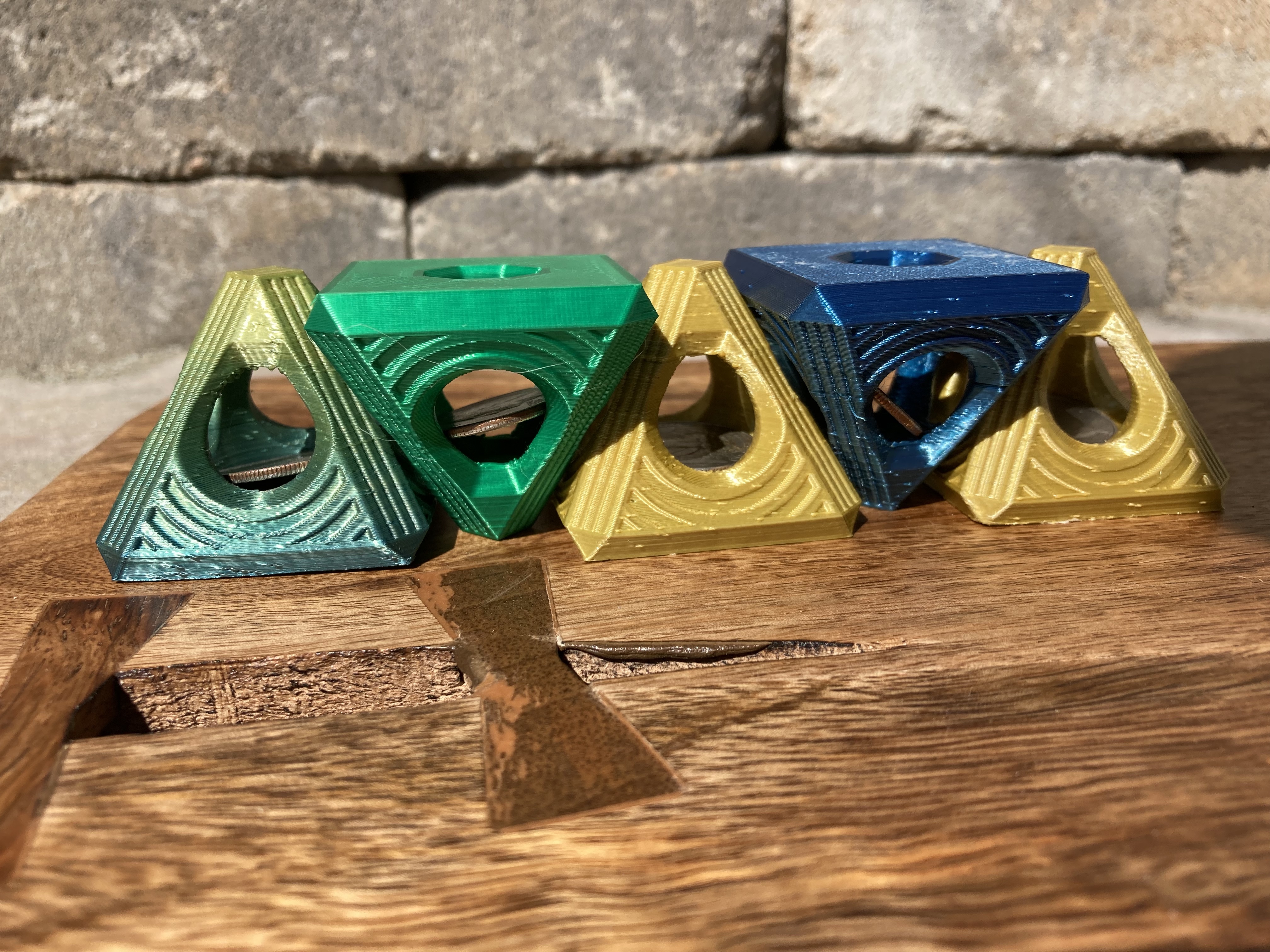 Pyramid Coin Trap >V3
