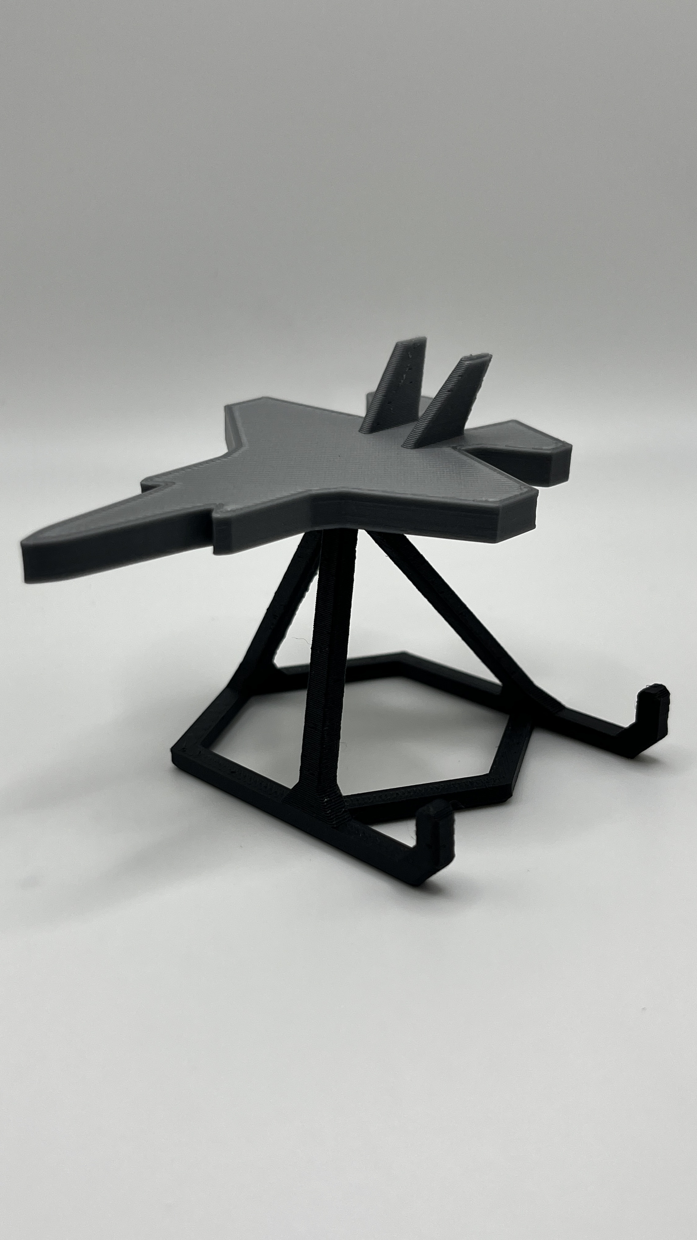 F-35 Lighting II Fighter Jet Magnet by Cobalt3D | Download free STL ...