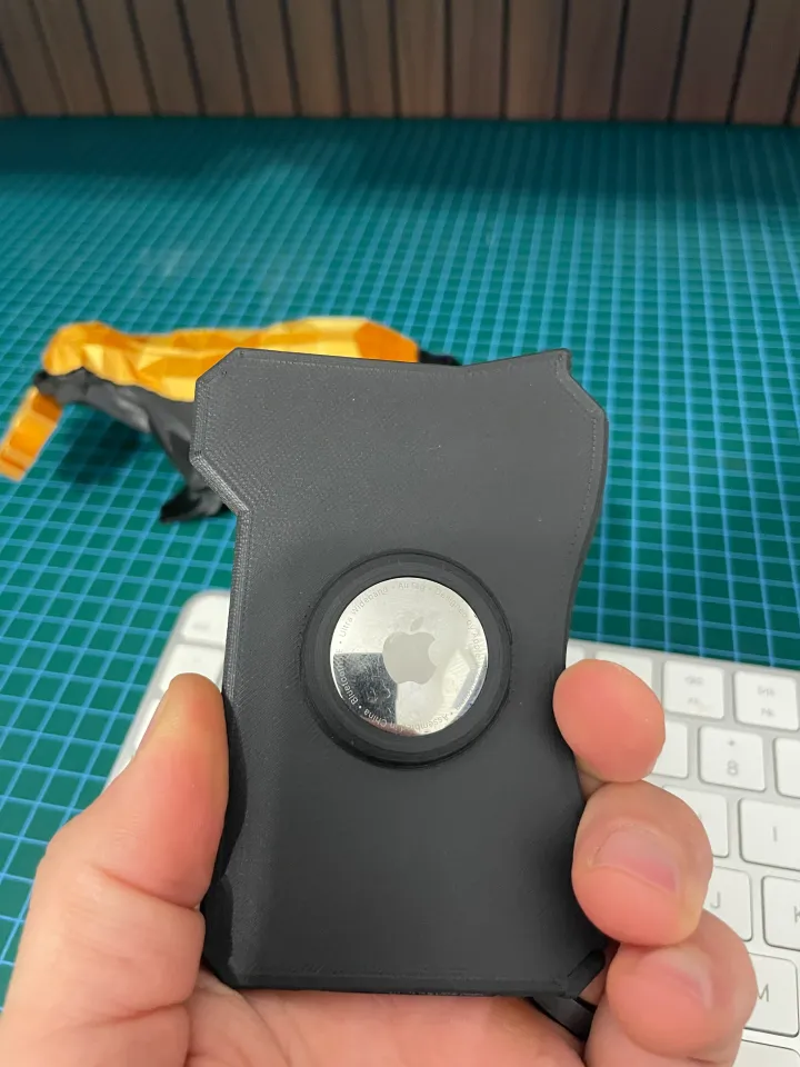 AirTag Wallet Cover for M3 Wallet by Jonathan Levi | Download free STL ...