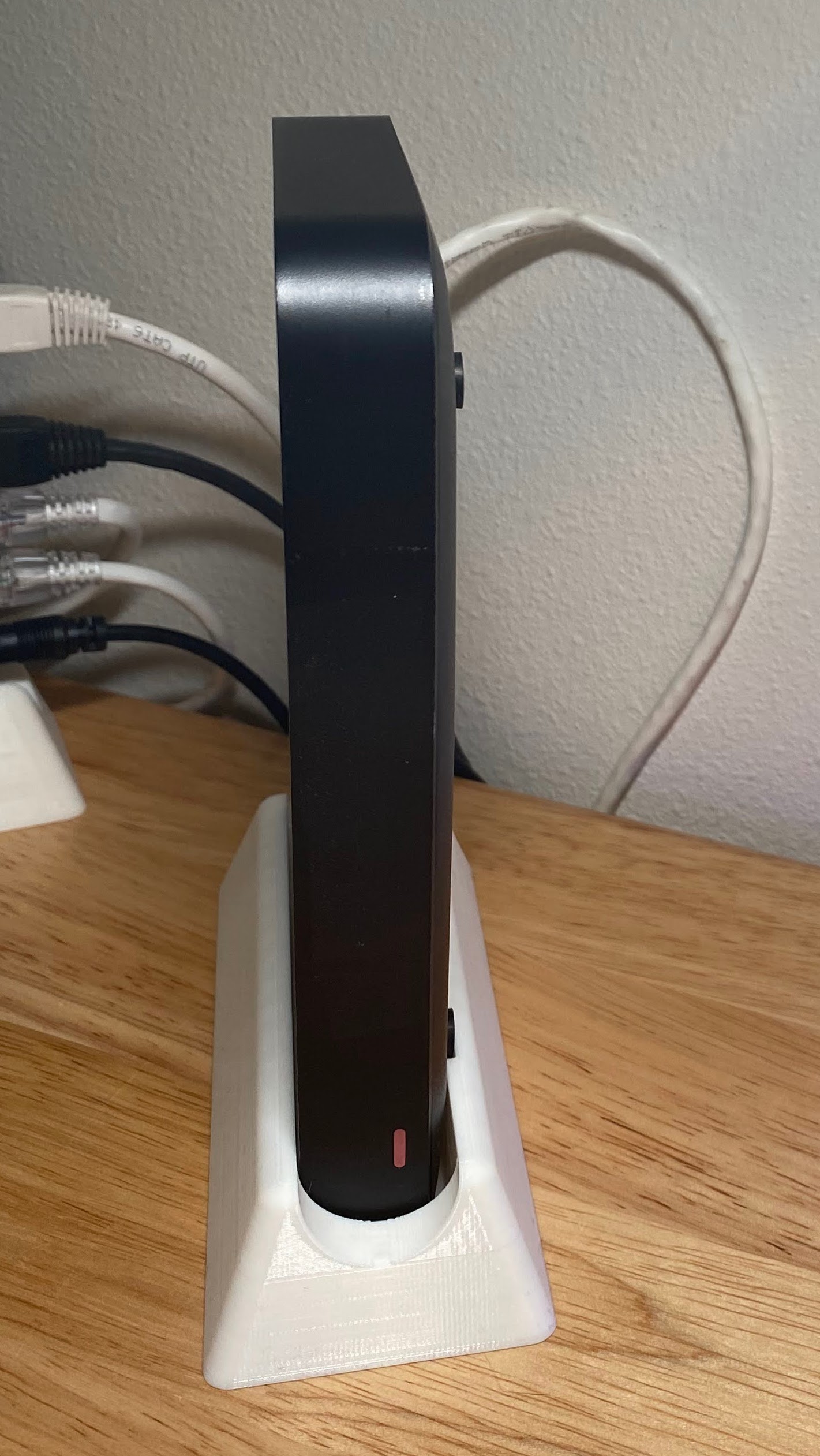 Meraki Z3 desk stand by Jason Gerdes | Download free STL model ...