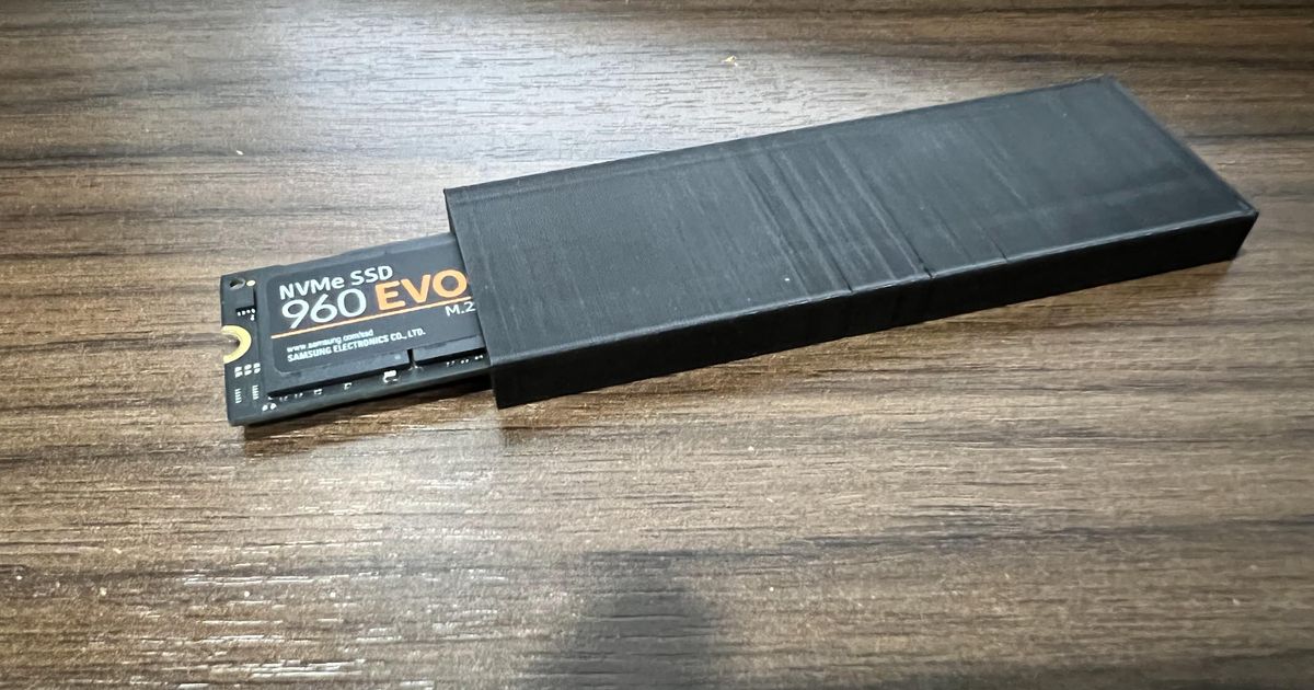 very simple M2 SSD storage case par Chokun Rojanapron | Téléchargez ...
