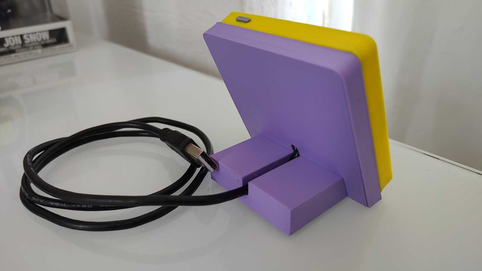 Playdate magnetic charging stand by tjjos | Download free STL model ...