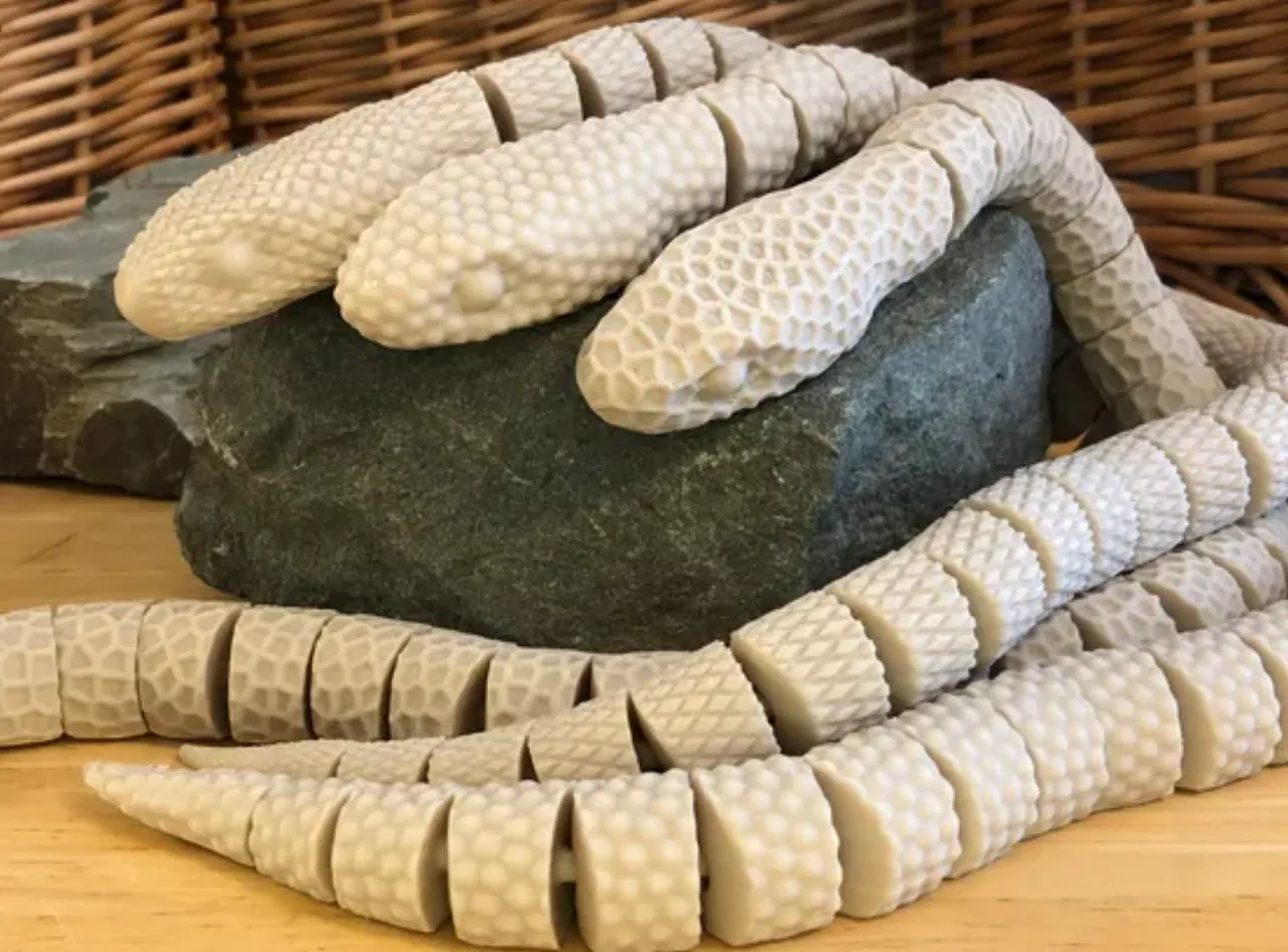 articulated snakes by IsiTapier | Download free STL model | Printables.com