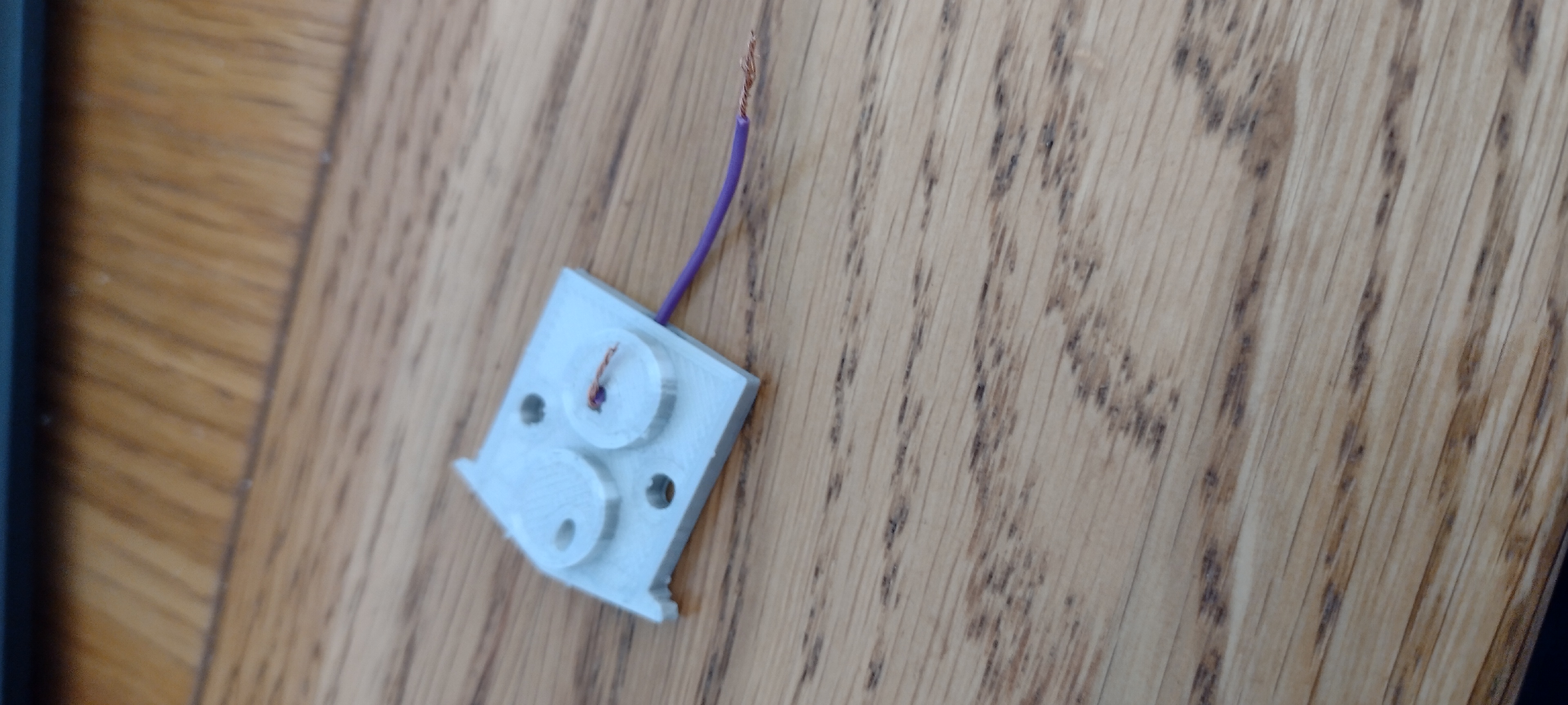 3D printable electric Ikea / Brio Train for wooden track by Pete Jensen ...