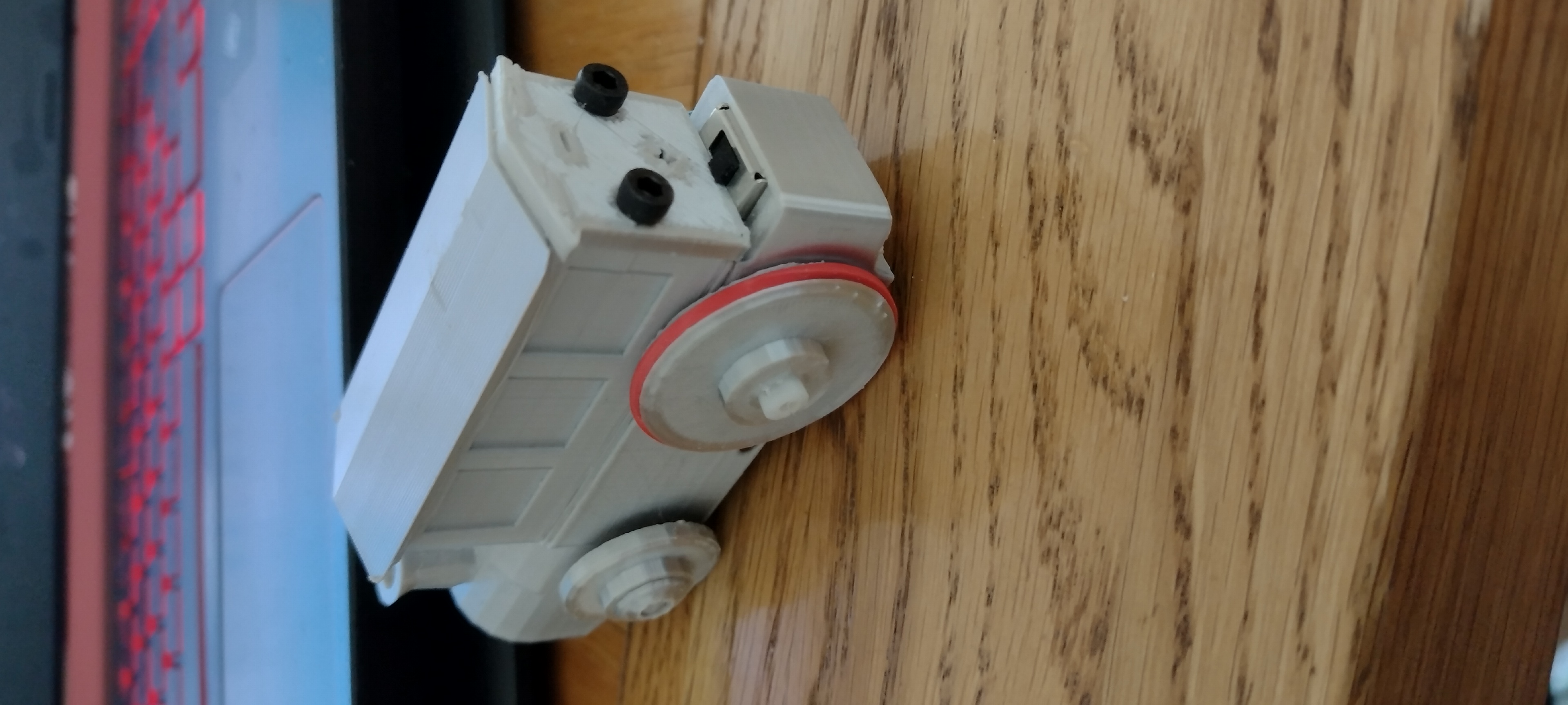 3D printable electric Ikea / Brio Train for wooden track by Pete Jensen ...