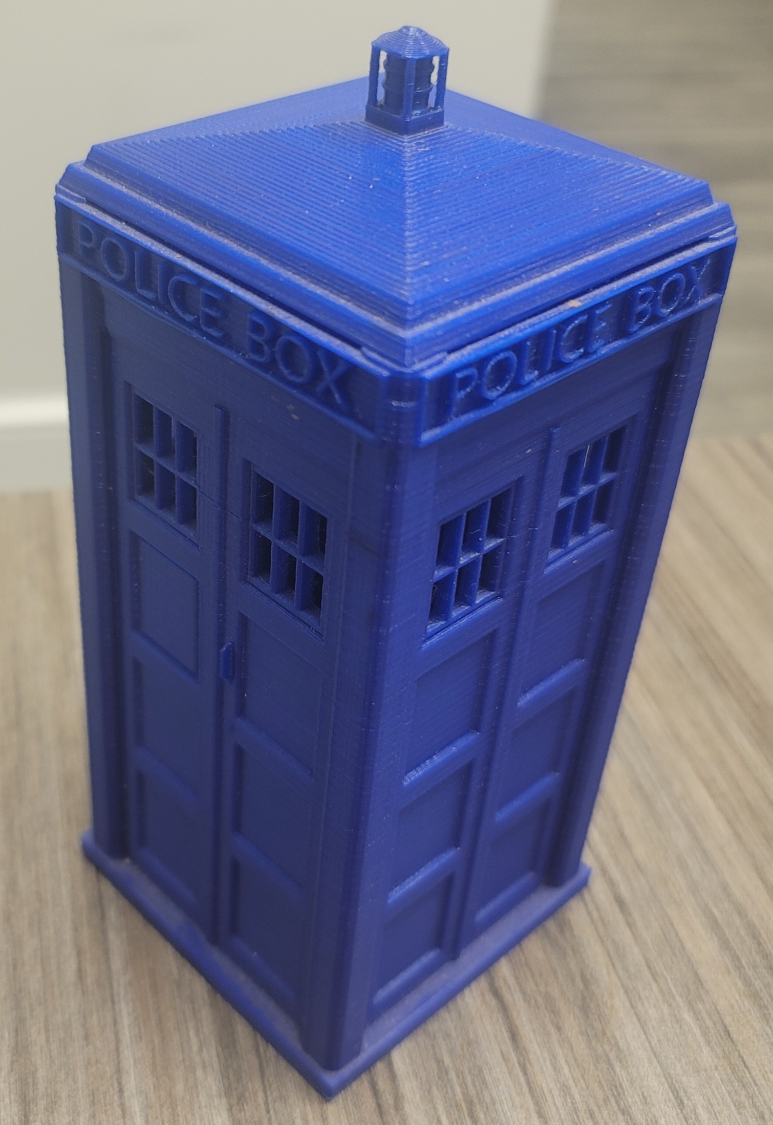 "Highly Refined & Detailed Tardis" cleaned up and bigger by ggppjj ...