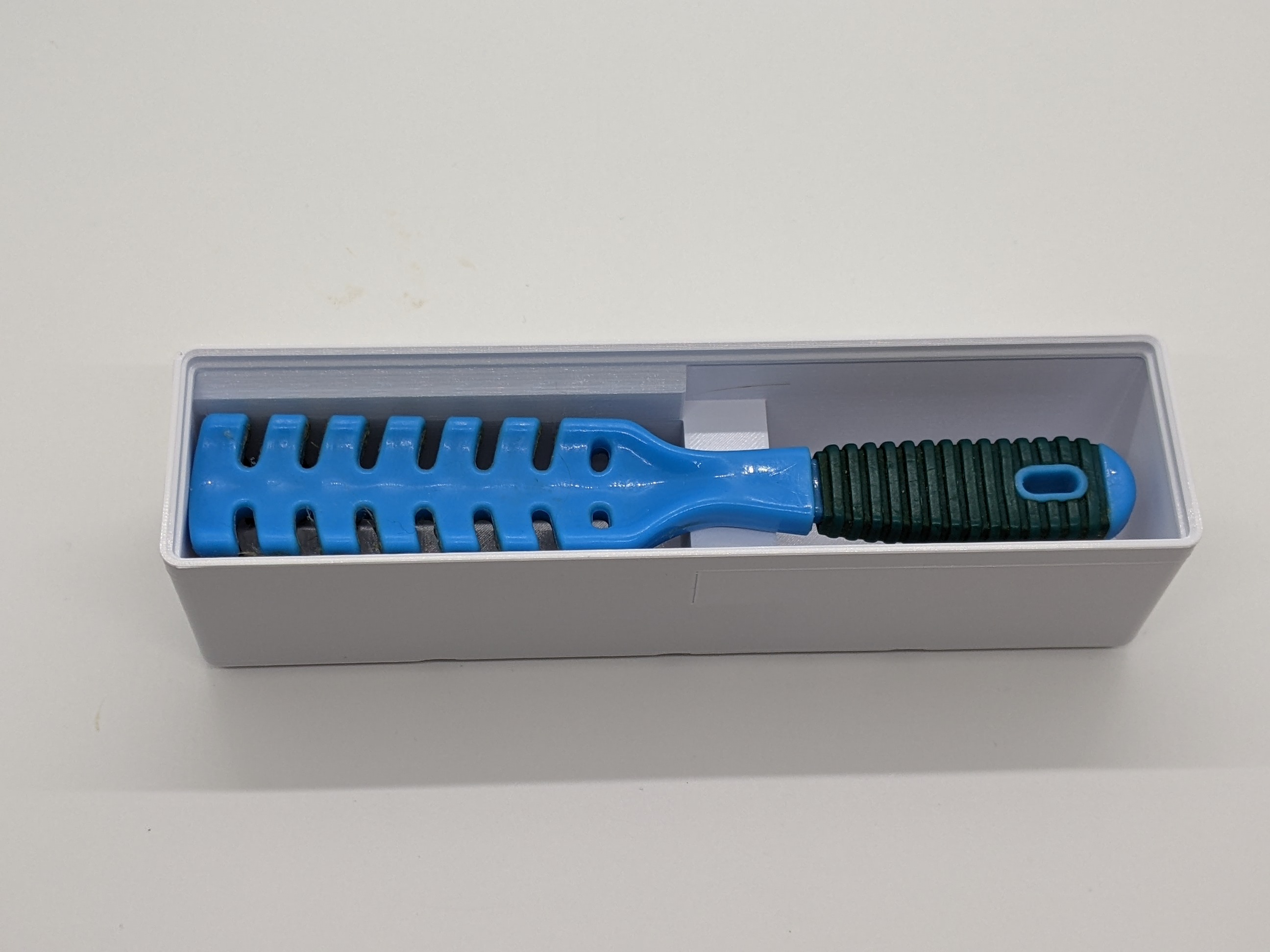 Gridfinity Comb Holder by cmpickle | Download free STL model ...