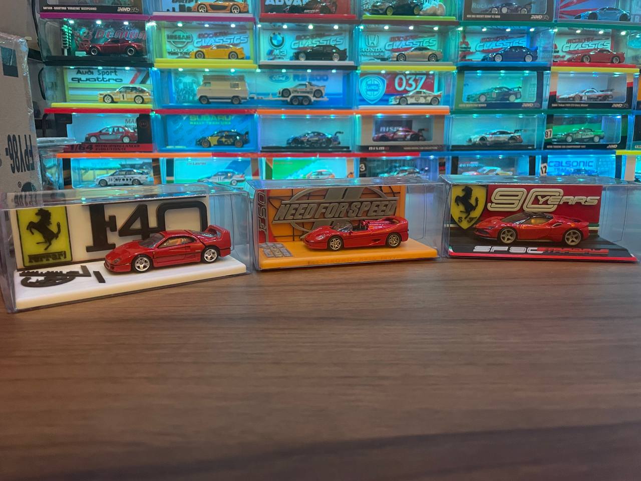 Tomica Ferrari F40 Display Base by GigaPenguin | Download free STL ...