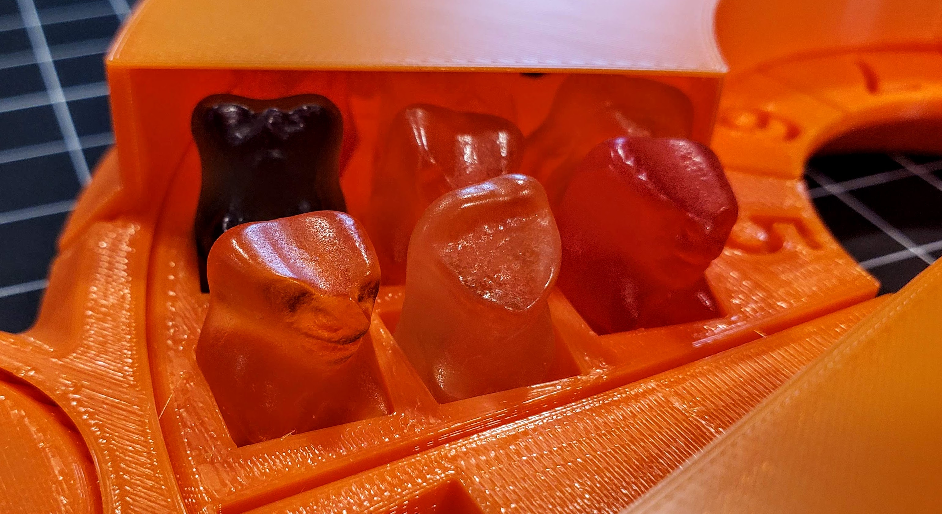 Prusa i3 MK3S+ Assembly Haribo Bears Organizer: COVID-19 Edition by ...