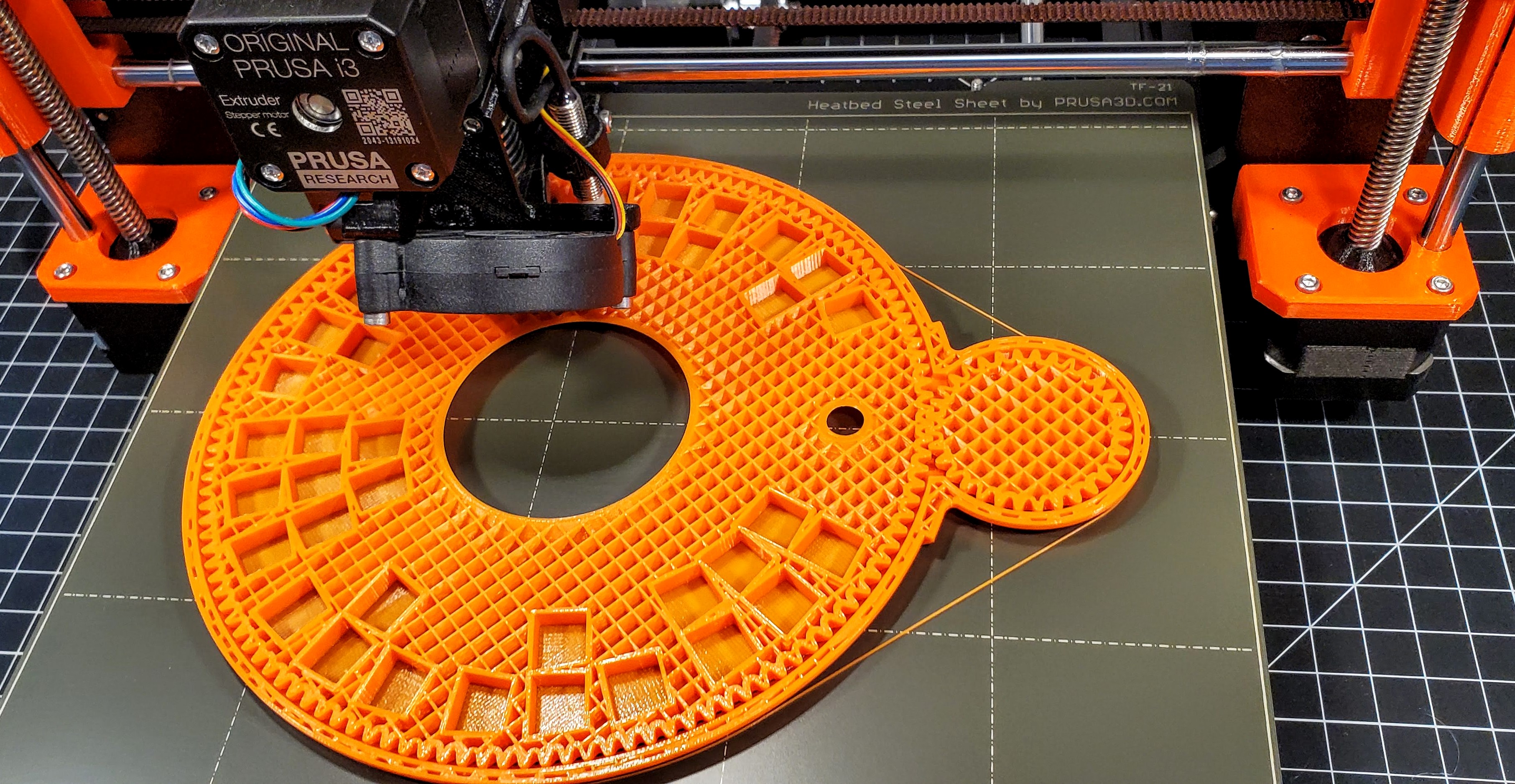 Prusa i3 MK3S+ Assembly Haribo Bears Organizer: COVID-19 Edition by ...