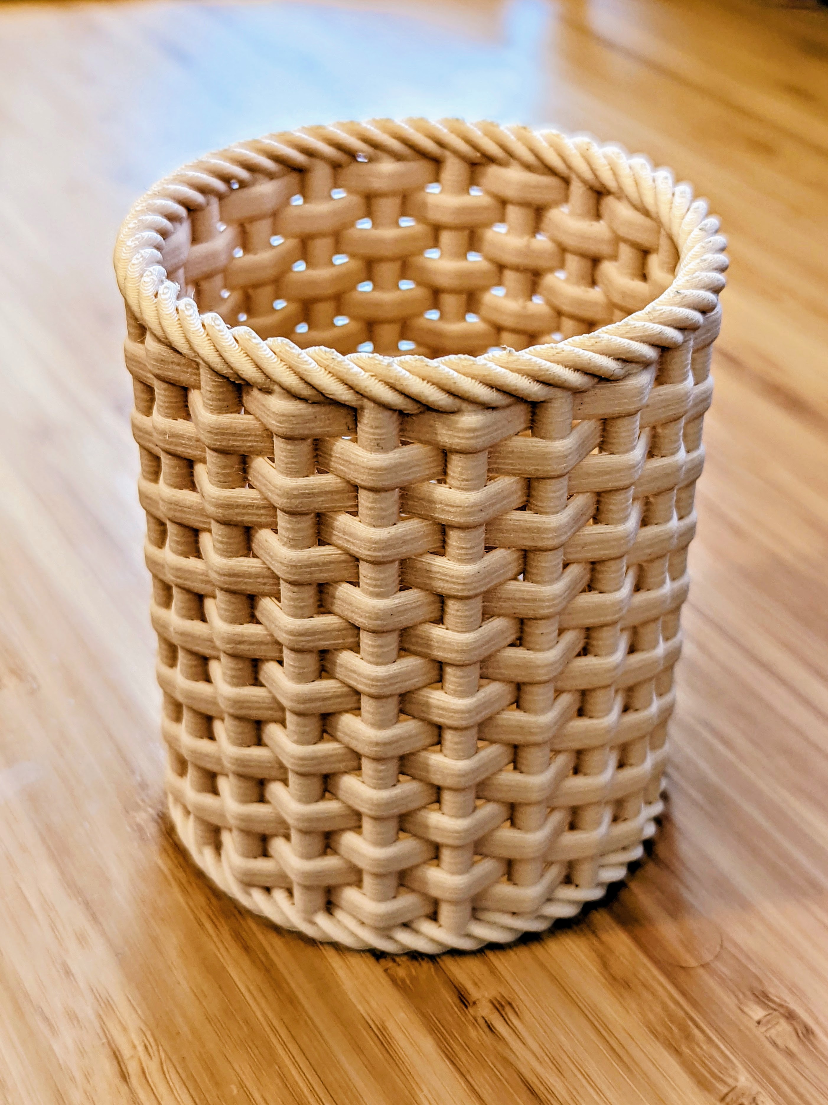 Parametric Wicker Cup by Justin | Download free STL model | Printables.com