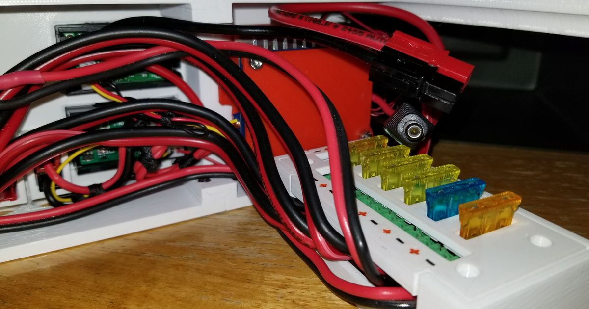 Power Distribution Box by hickengr | Download free STL model ...