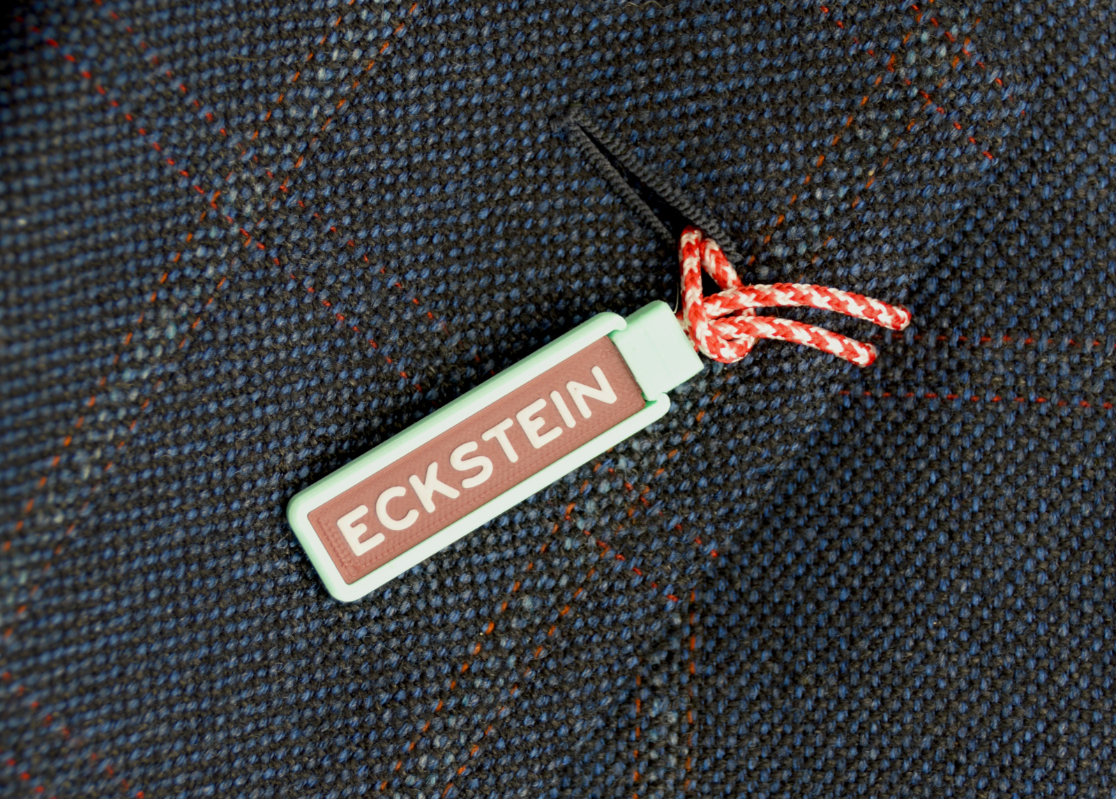 Dangletag, customizeable tiny name tag by Bodo | Download free STL ...