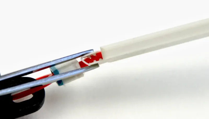 Dangletag, customizeable tiny name tag by Bodo | Download free STL ...