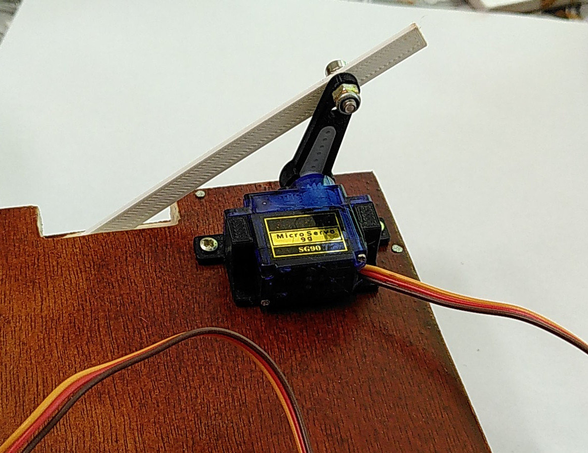 SG90 servo holder by jhaand | Download free STL model | Printables.com