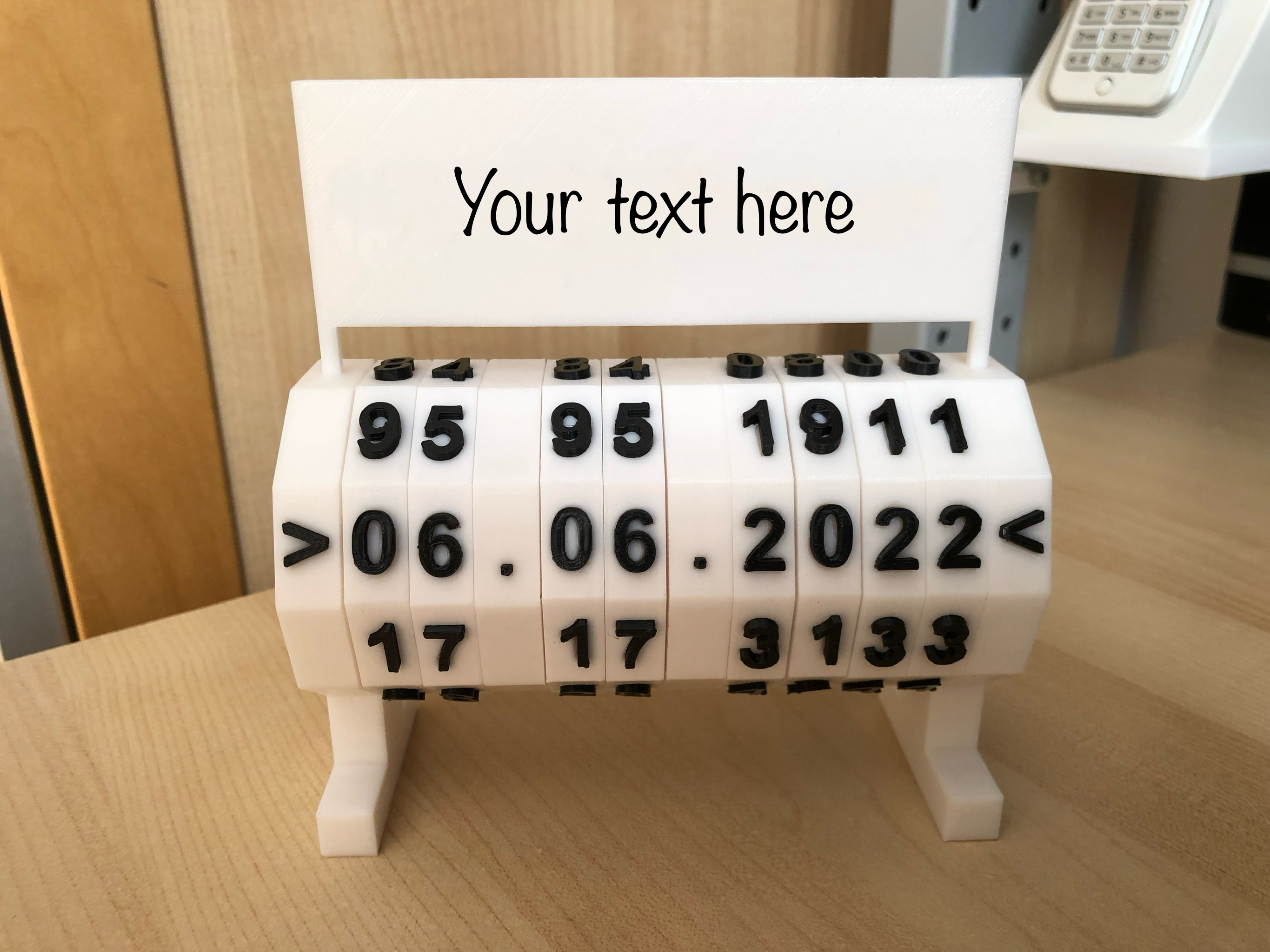 Date Reminder with changable sign by AWSW | Download free STL model ...