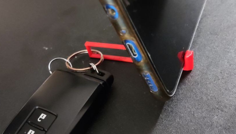 Keyring Mobile Phone Stand by LaggAt | Download free STL model ...