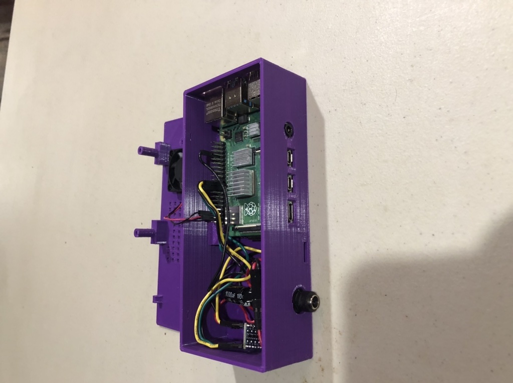 RPi Project Box by FHOGPHIL | Download free STL model | Printables.com