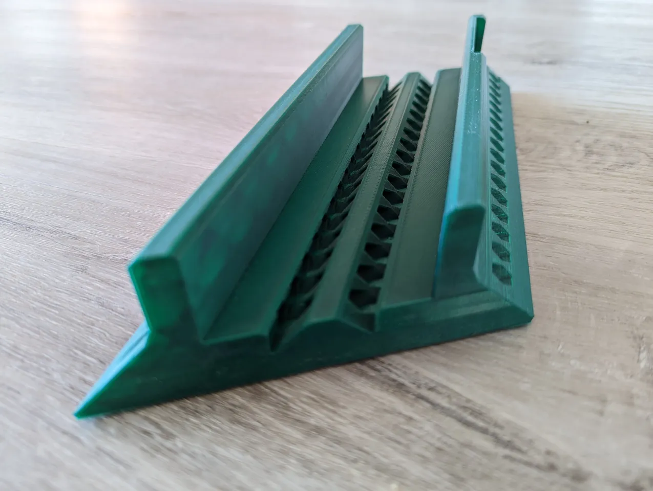 Vertical stand for PS4 Pro with external drive slot by Aikoly ...