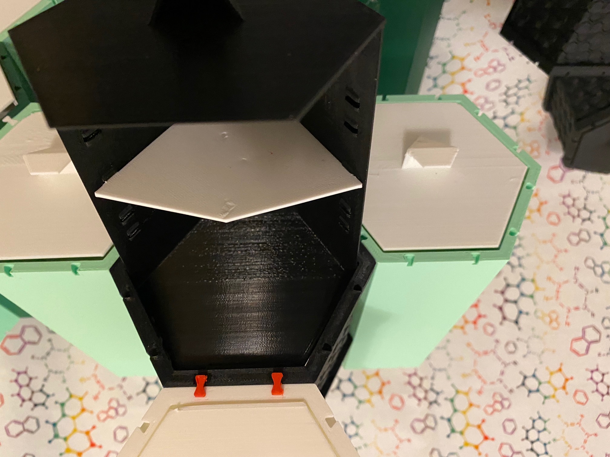 Modular Hexagonal Drawers/Storage (Vase Mode, Cheap to print!) by ...