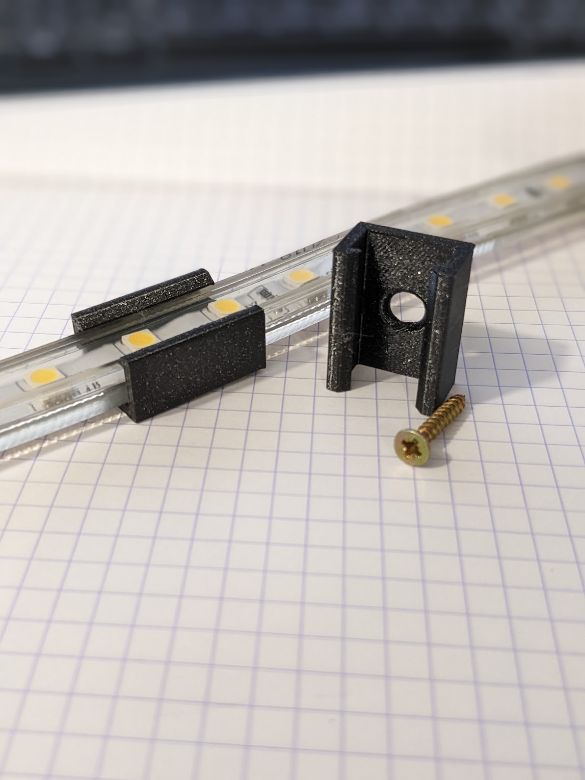 Led Strip clip for 14.5 x 7mm Strip by Yogourt | Download free STL ...