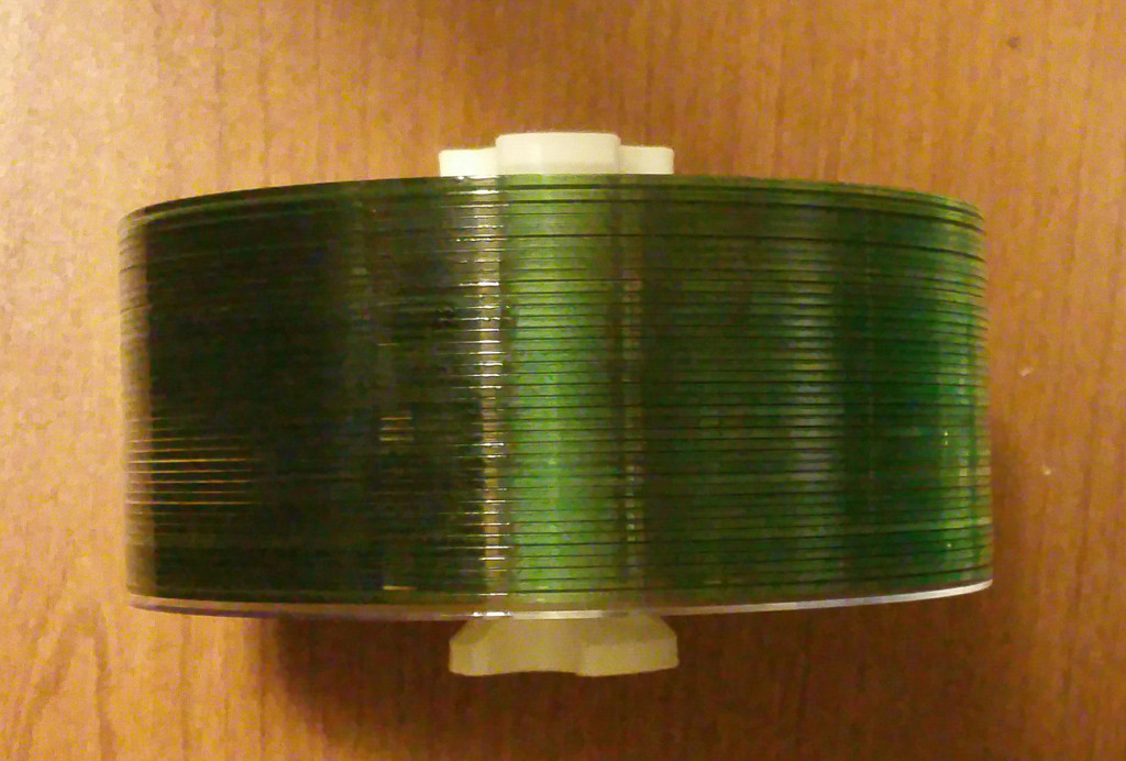 Optical disc storage spindle and nut by SmilingImpact | Download free ...