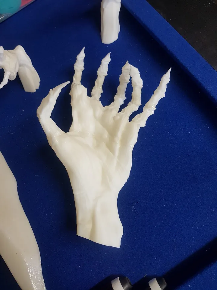 Alien Queen Teeth (full Size wall mount) by Jace1969 | Download free ...