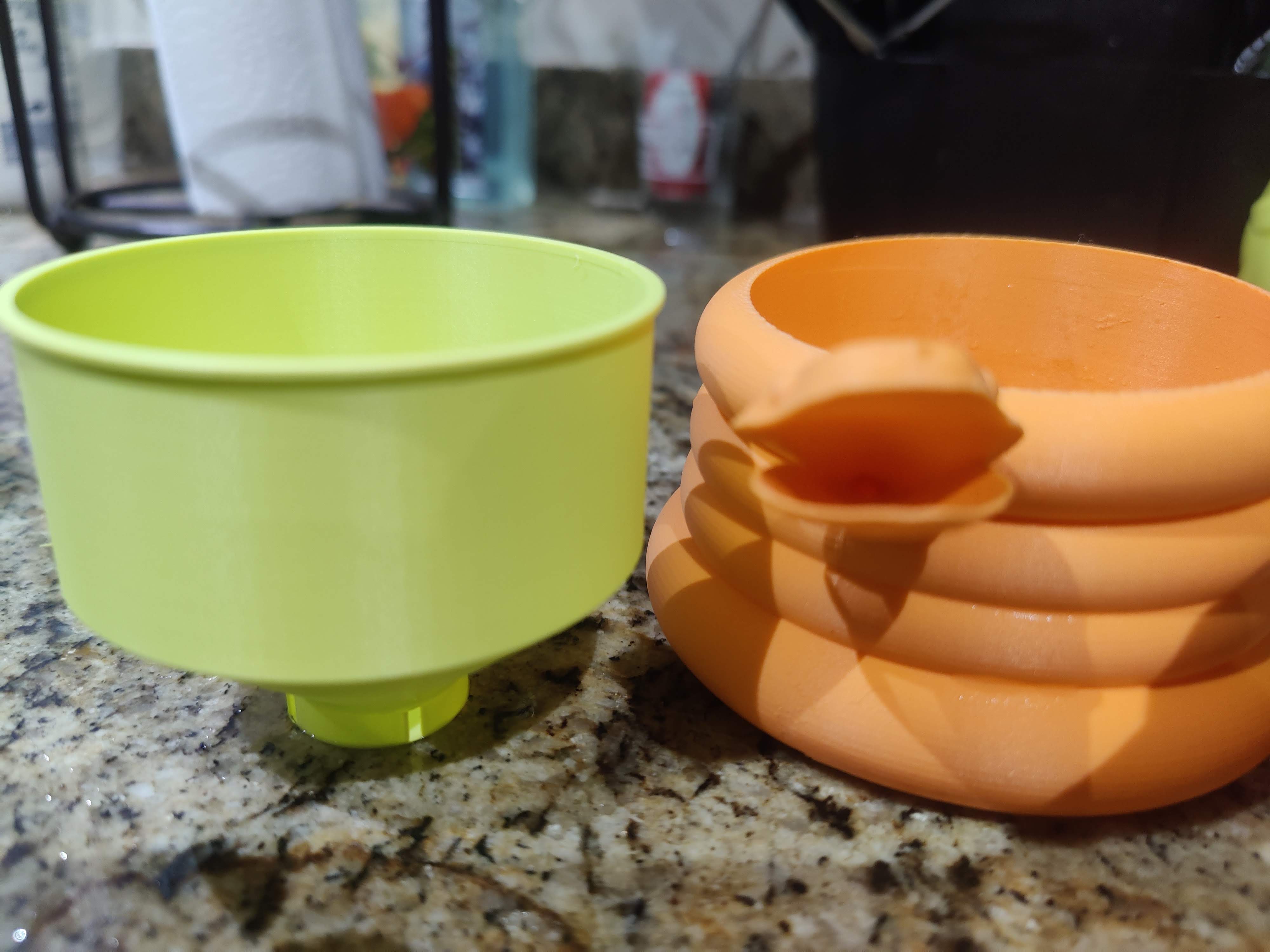 Snake Pot (Self-watering for plants) by Trilobyte3D | Download free STL ...
