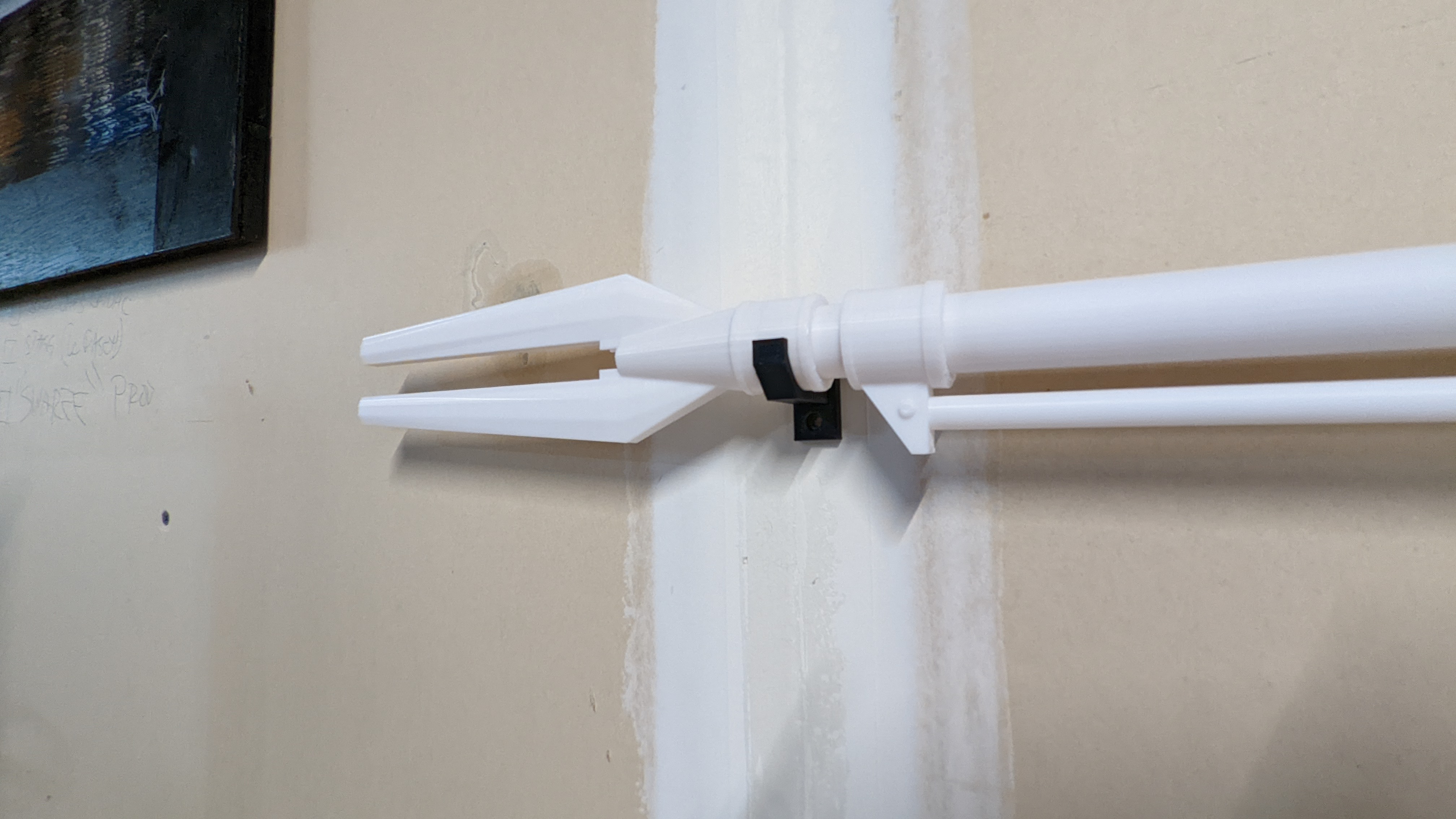 Mandalorian Rifle Wall Mount by RedBeard | Download free STL model ...