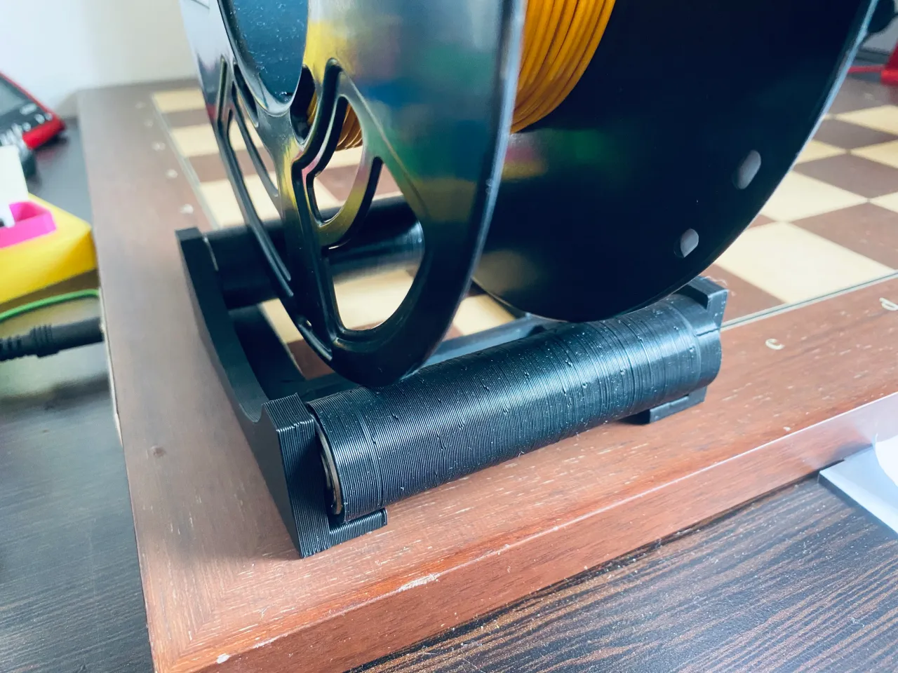 Universal Spool Roller by Izmet Fekali | Download free STL model ...