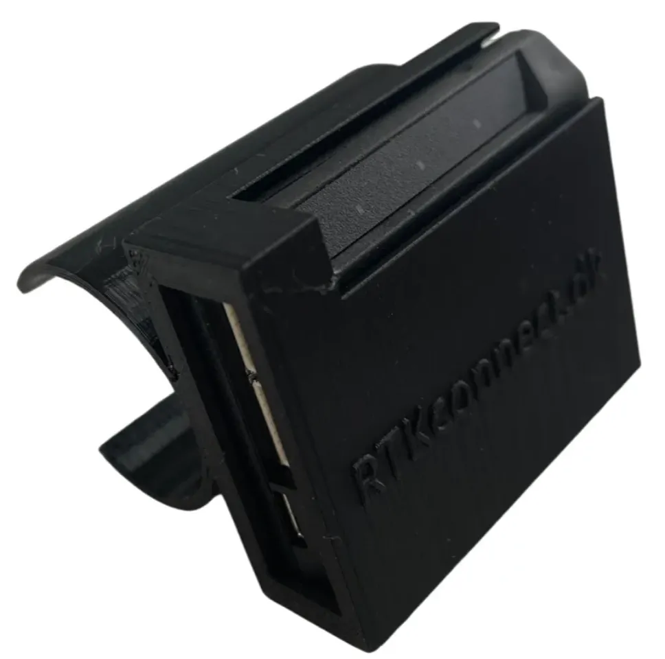 Emlid Reach M2 pole mount by Ankrila | Download free STL model ...