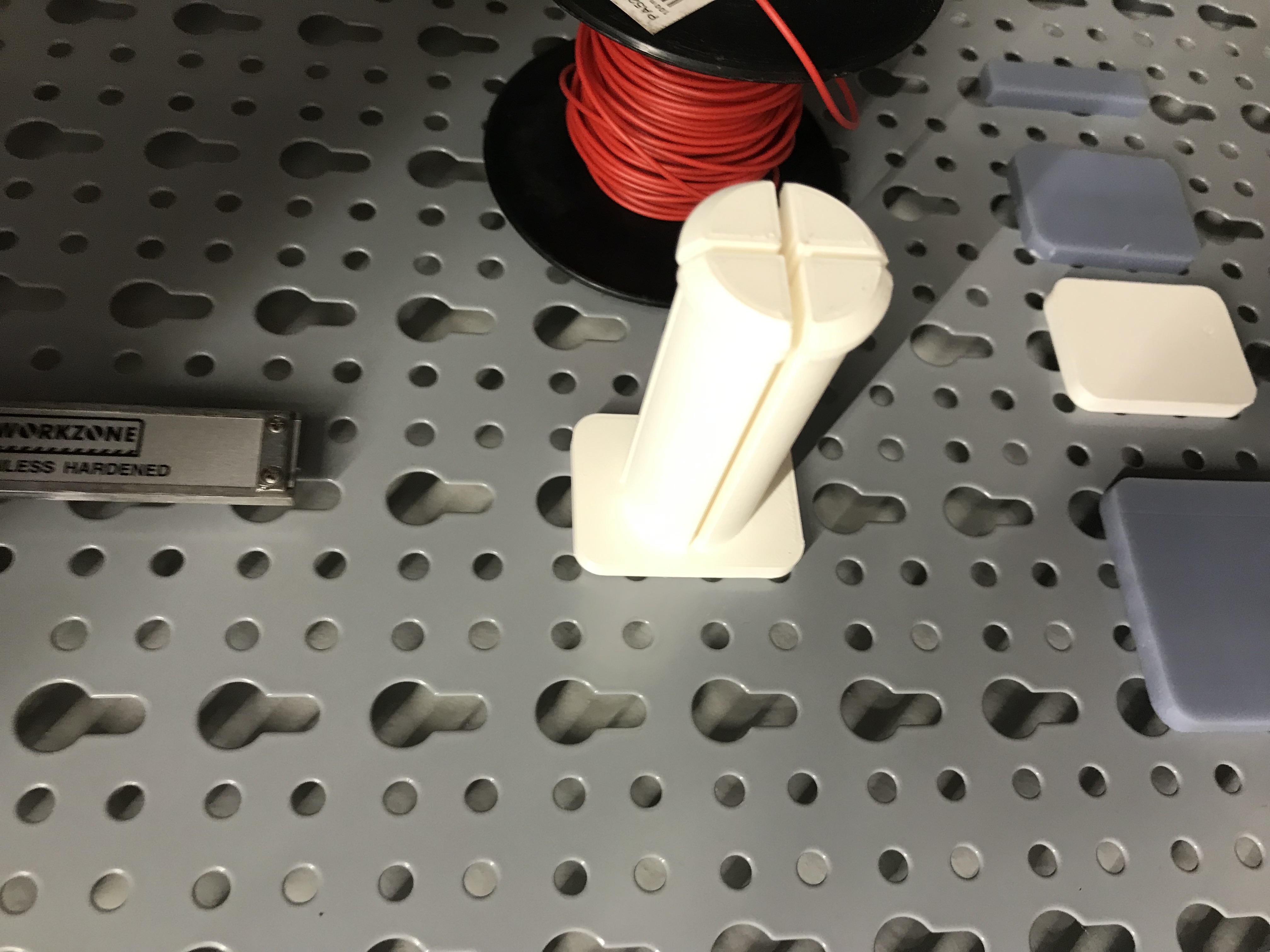 Wire roll holder for key slot pegboard by Hugo Guenebaut | Download ...