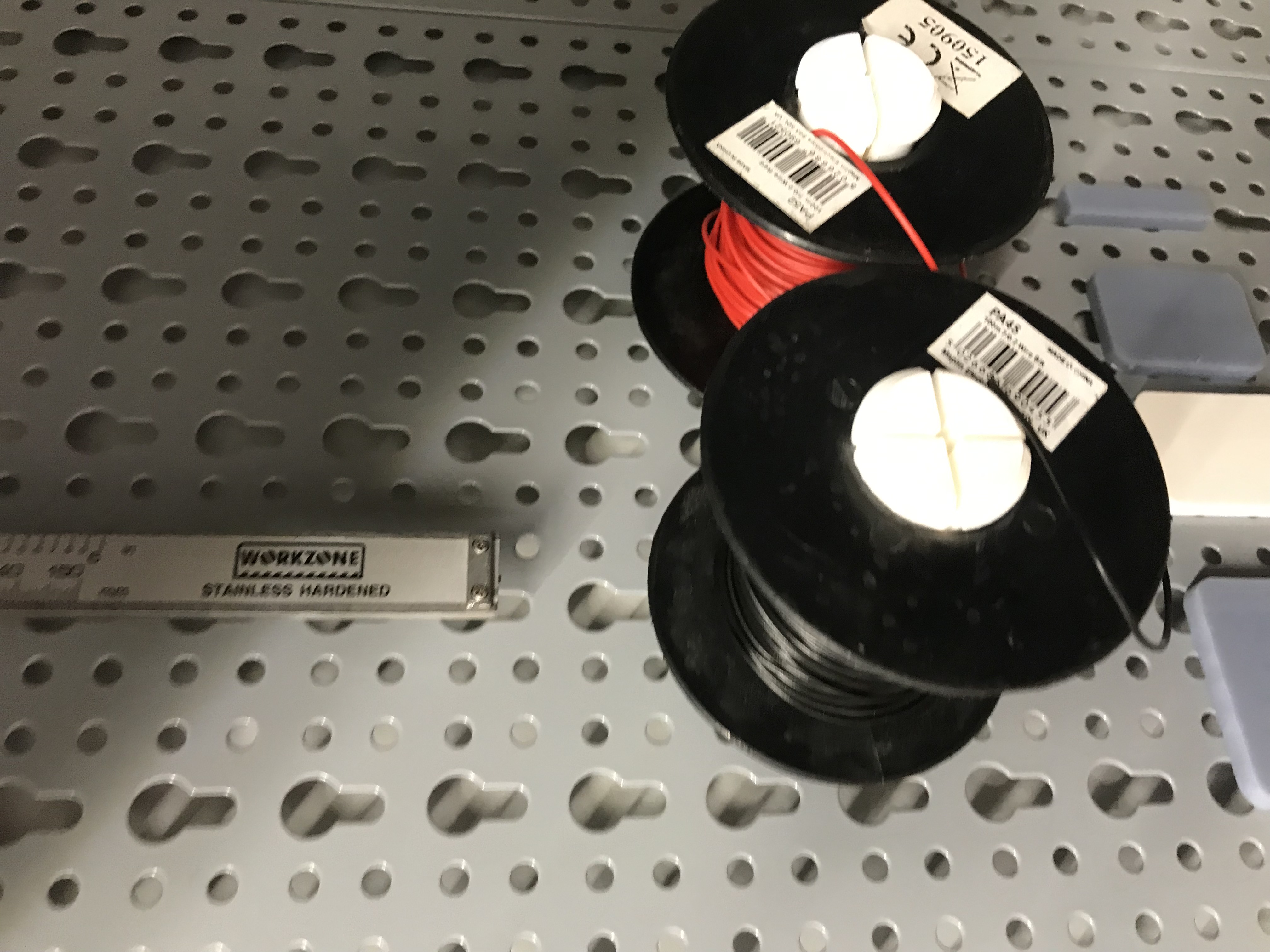 Wire roll holder for key slot pegboard by Hugo Guenebaut | Download ...