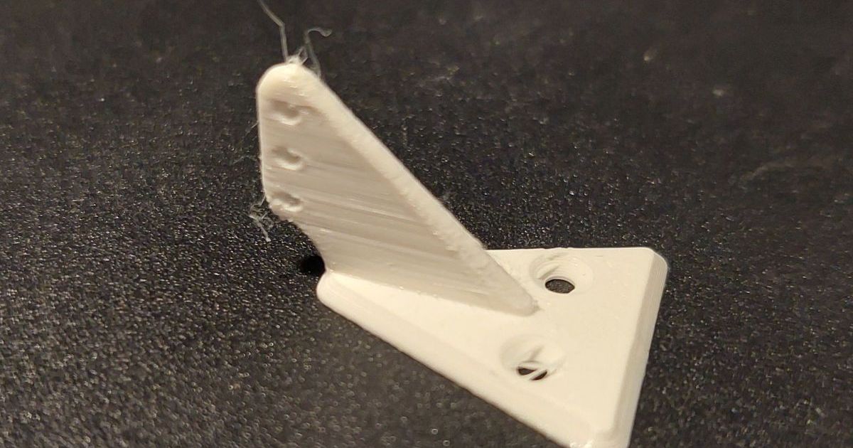 Small control horn for RC planes by c-arts-modelle | Download free STL ...
