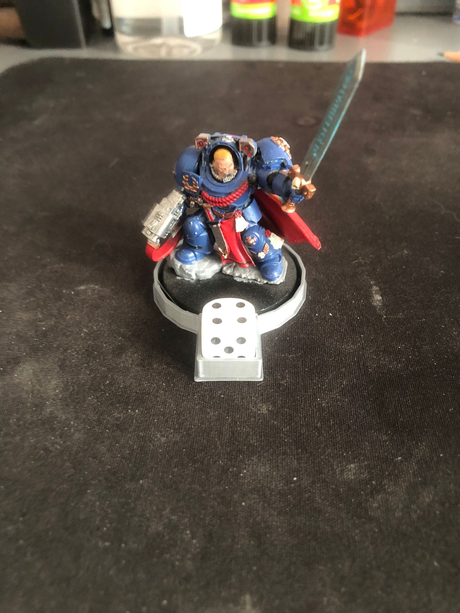 base with dice for 40mm base by BAnana | Download free STL model ...