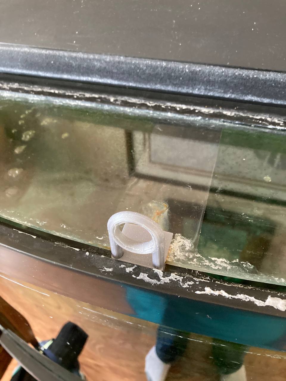Fish Tank Handle for 3mm Glass by TempoWrites | Download free STL model ...