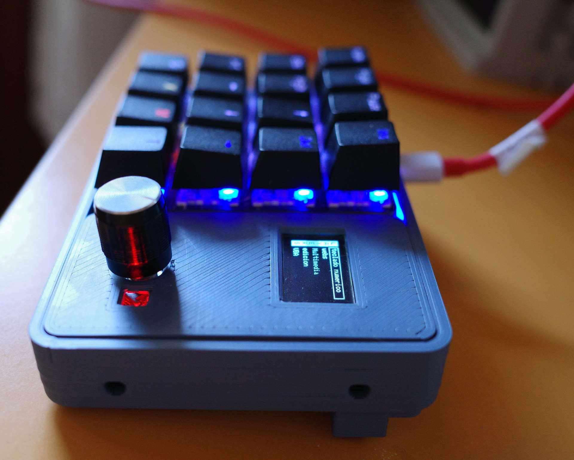 Keybow2040 MacroPad with display and encoder by ManelTo | Download free ...