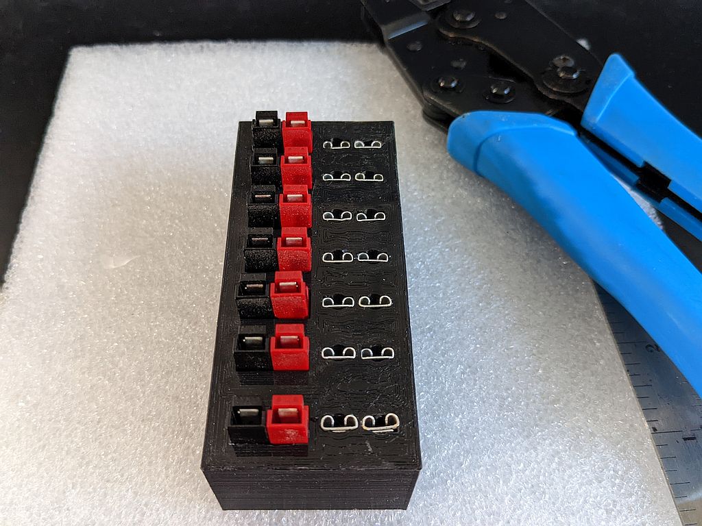 Fused Anderson Powerpole supply block por Nikdfish | Descargar modelo ...