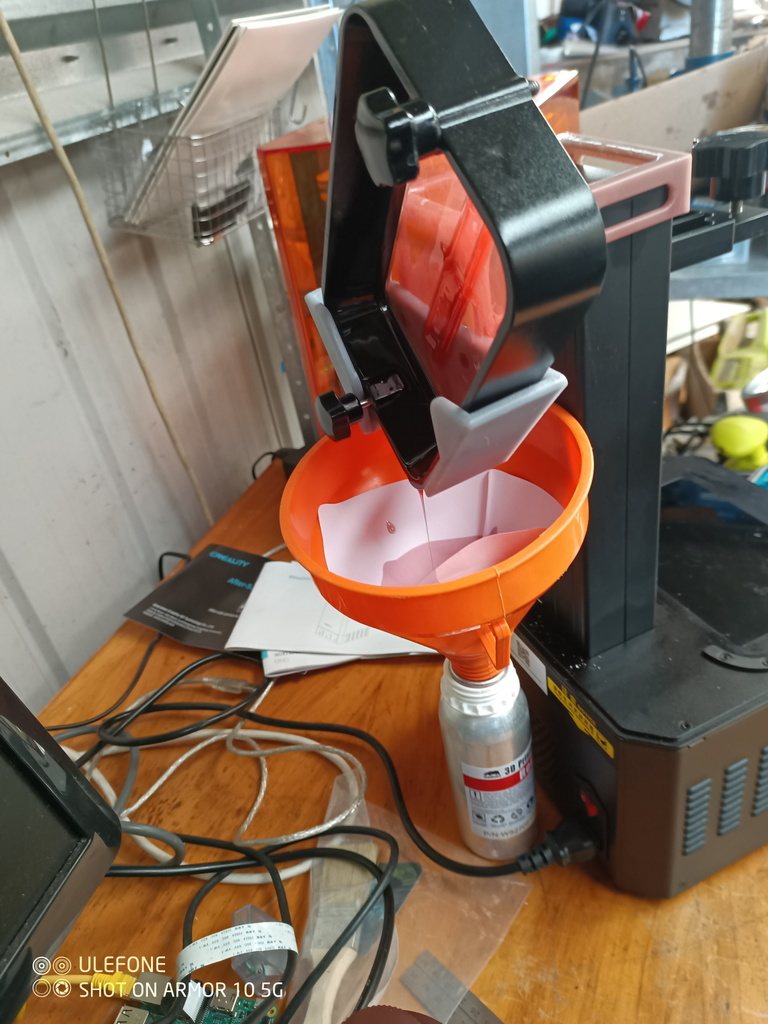 Resin drip holder by frankv | Download free STL model | Printables.com