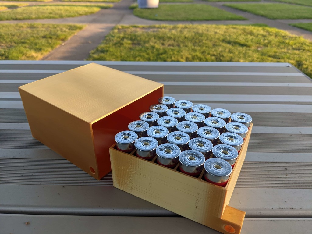 12G 25 Shell lockable Ammo Box by Stator | Download free STL model ...