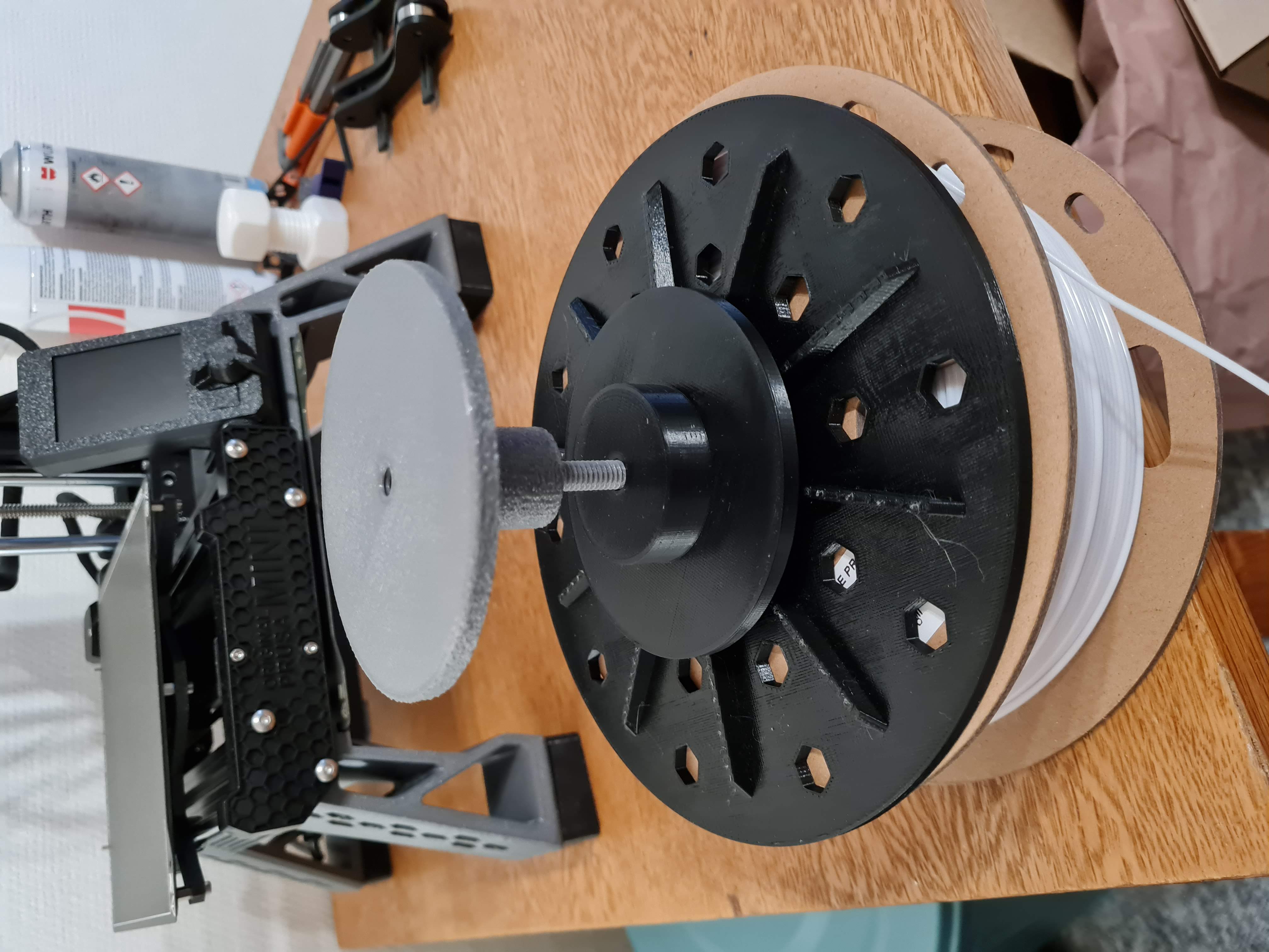 Universial Horizontal Spool Holder for the Prusa mini base by RasmusG ...