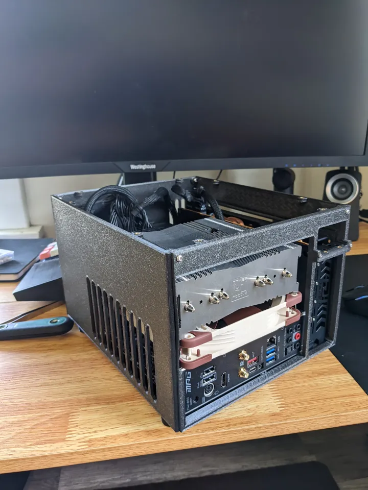 SFF ITX PC Case by archaicWinter | Download free STL model | Printables.com