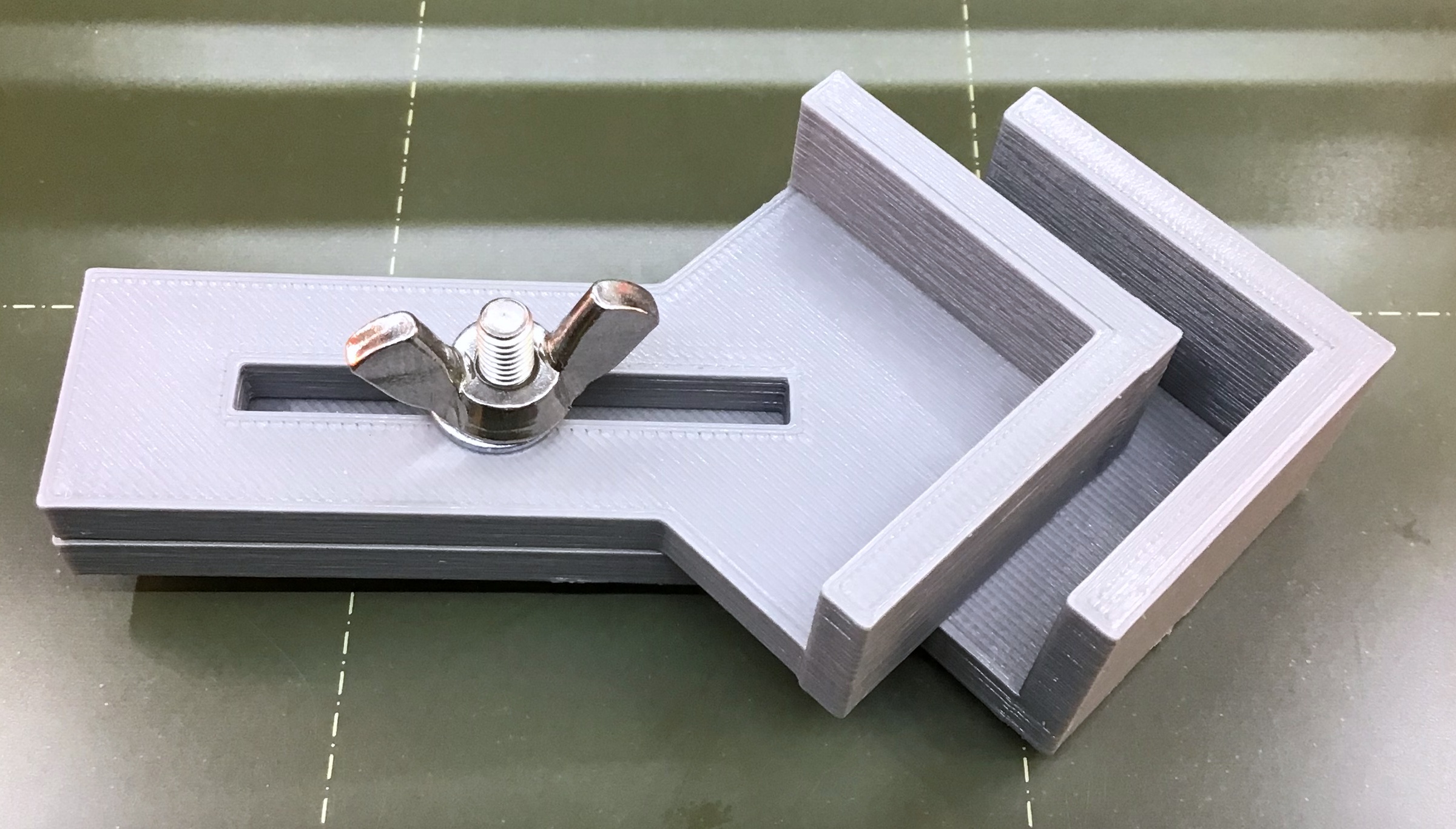 Right Angle 90° Corner Clamp by harbormaster | Download free STL model ...