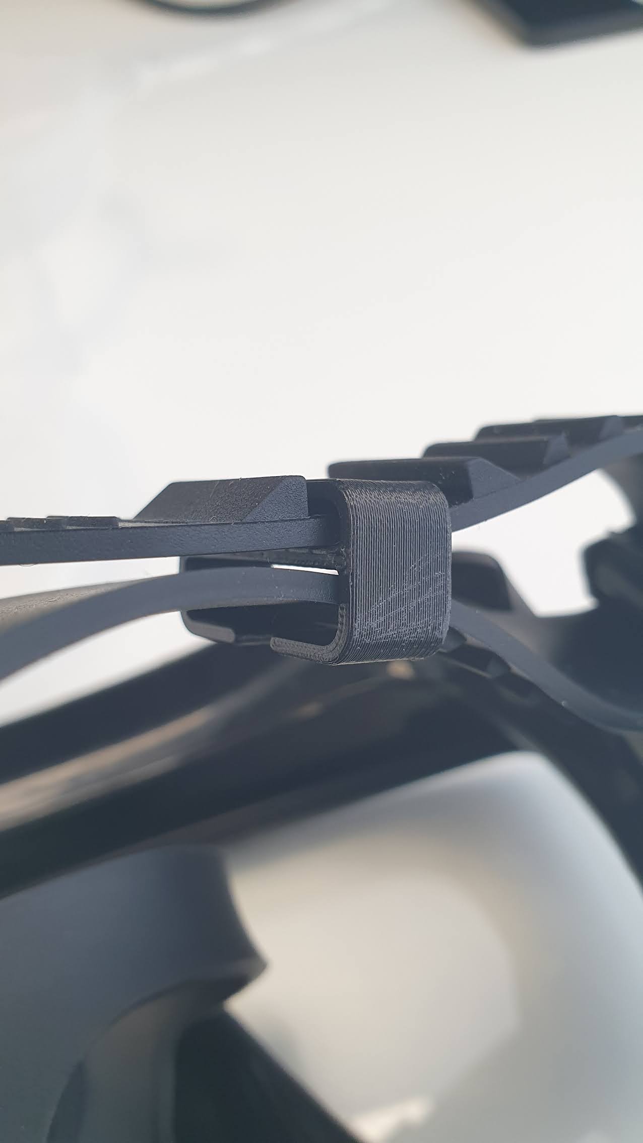Diving mask strap clip by Mumsjams | Download free STL model ...