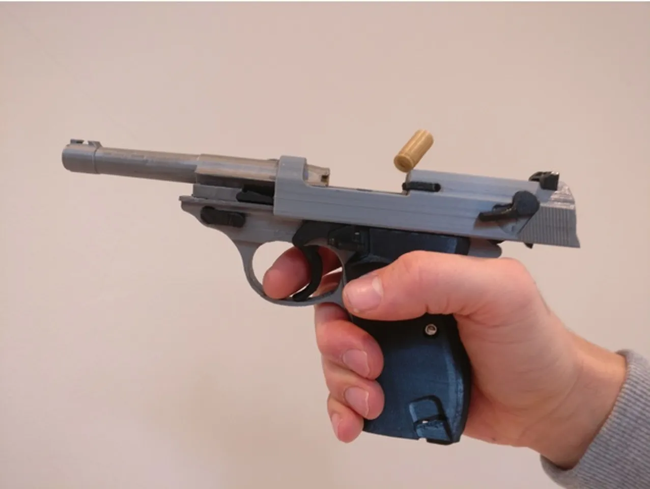 Custom Walther P1