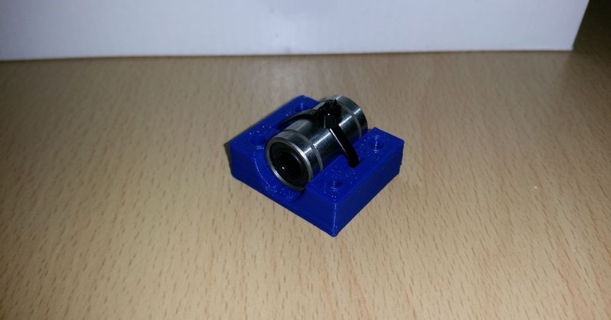 LM8UU Bearing Mount Block for Sunhokey Prusa i3 2015 by Maxstupo ...